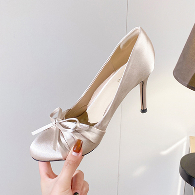 香槟色缎面蝴蝶结高跟不累脚单鞋