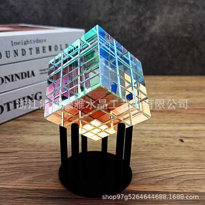 直销Magik Chroma Cube 爆款水晶雕塑桌子摆件魔法色度立方体
