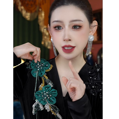 新中式精致山茶花枝丫蔓延气质花朵别针款服装配件WW046