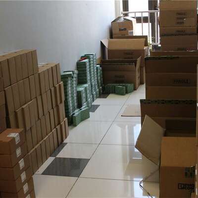 PLC-BSC- 24UC/21-21继电器底座菲尼克斯phoenix2967028