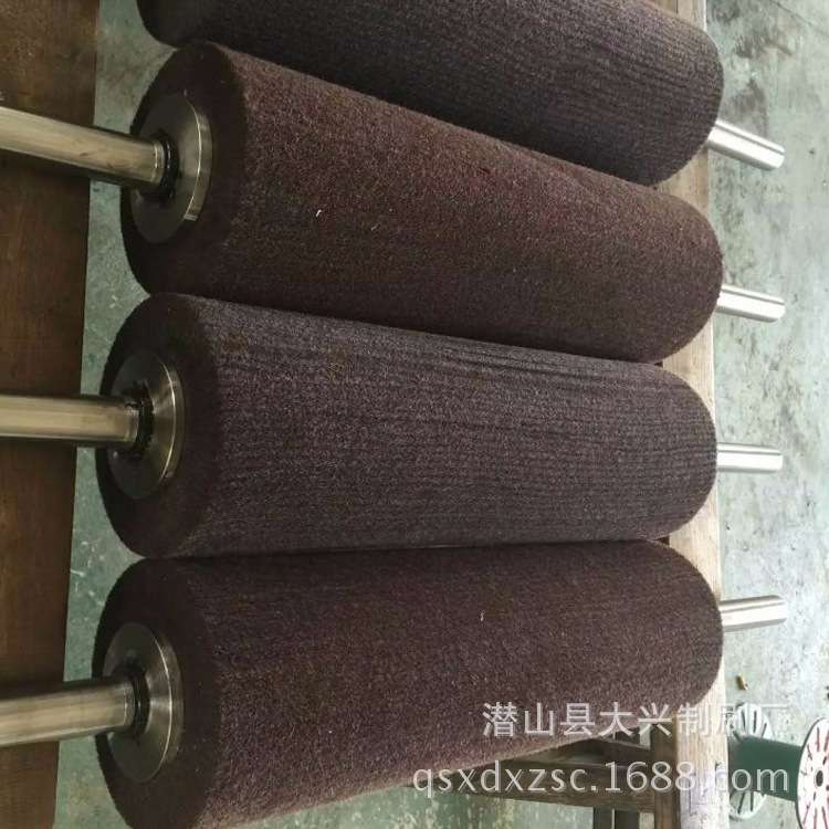 厂家生产多种 耐高温不织布刷辊 非织造布刷辊 机械不织布刷辊