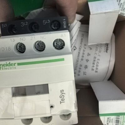 议价交流接触器LC1D18LC1-D18LC1D18M7LC1D18P7LC1D18Q7