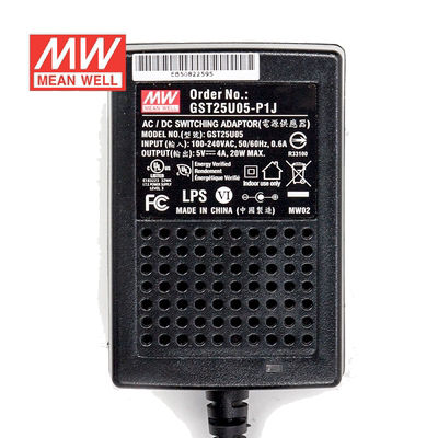 明纬5V电源20W GST25U05-P1J 4A工业节能适配器环球认证AC墙插