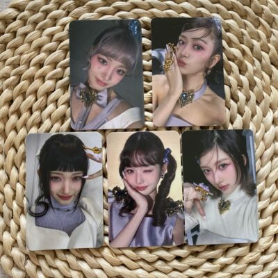 IVE张元英星河sr特典小卡