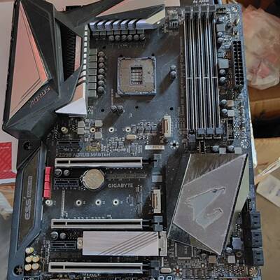 可维修Z390 AORUS MASTER主板议价