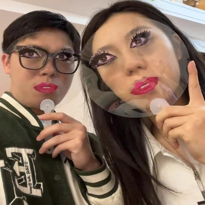 ladygaga透明扇子烈焰红唇抽象恶搞表情包搞怪圆扇拍照道具送闺蜜