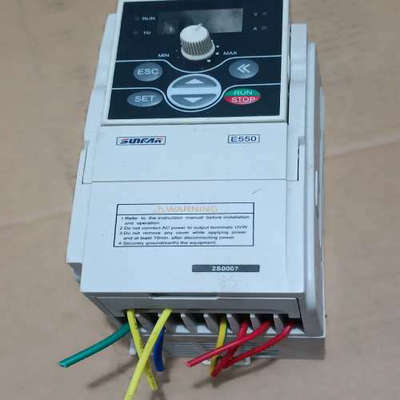 【某某电子】四方变频器E550系列E550-2S0007220v