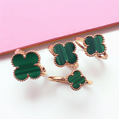 14K玫瑰金绿色四叶草戒