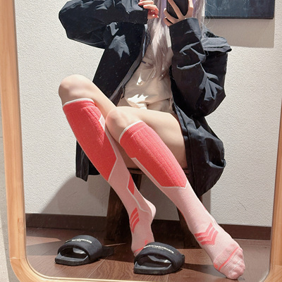 高颜值滑雪袜女长筒保暖加厚