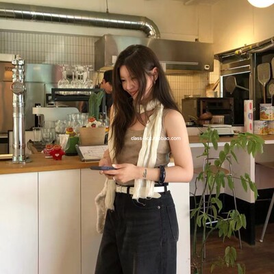 class韩国直邮060920 LONDONFLAT 韩代2026款  小碎花吊带