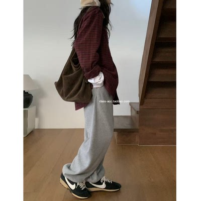 class韩国直邮112606 VERGAMOT 韩代2025款  摇粒绒束脚卫裤