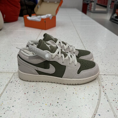 犇犇运动Nike/ Jordan 1 Low AJ1大童耐磨低帮篮球鞋HV4396-201