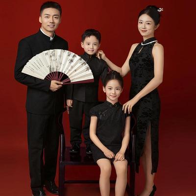 新年亲子装一家四口新中式国风旗袍中山装主题拍照服装影楼写真照