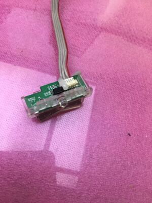 原装长虹LED29B1000C 遥控开关 接收线路板 JUC7.820.1290 V1