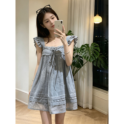 甜美小个子小飞袖度假连衣裙