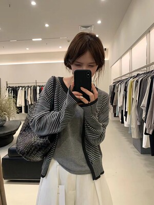 LOW FLAT韩代小众设计感条纹亚麻针织开衫女春装时髦休闲宽松上衣