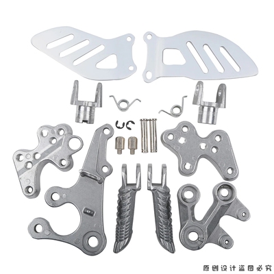 适用铃木大R GSXR1000 K5/K6/K7/K8 05-08 前脚踏总成 后三角支架