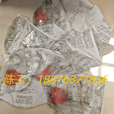 急停按钮10个ZB2-BS54C，4个ZB2-BZ10议价