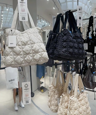 CARLYN云朵包韩国轻便慵懒妈咪包