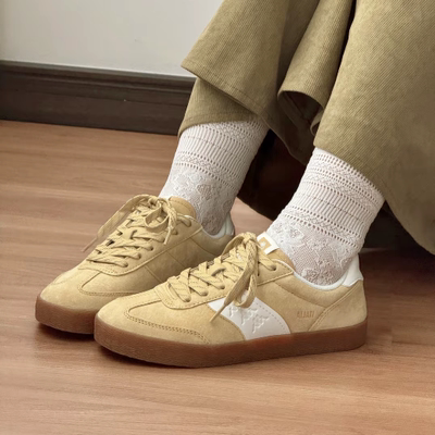 【正品】男女同款运动休闲户外耐磨德训鞋 K0FX5CC06F-239