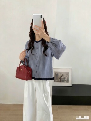 甜甜专享～圆领耳边拼色条纹宽松长袖衬衫0523