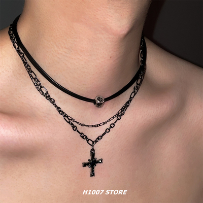 暗黑十字架皮革项圈短款男颈链女锁骨链小众项链高级感choker配饰