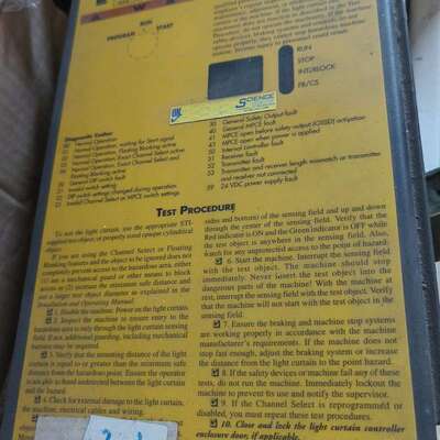 议价STI LCM-100安全光幕控制器可维修
