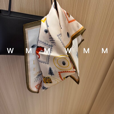WMM邮票马车印花丝巾女新款休闲百搭韩版时尚气质舒适显瘦围巾