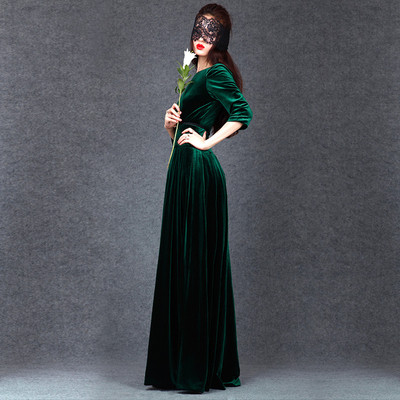 LISA YU/丽莎余春秋高腰圆领连衣裙女七分袖纯色长款百褶丝绒裙