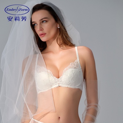安莉芳专柜新品刺绣花卉蕾丝文胸女士小胸聚拢无钢圈内衣EB00975