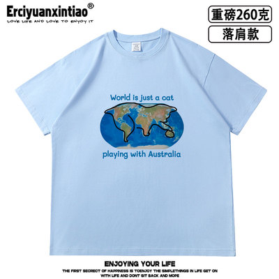 World is a cat playing创意印花英文落肩款重磅短袖T恤纯棉夏