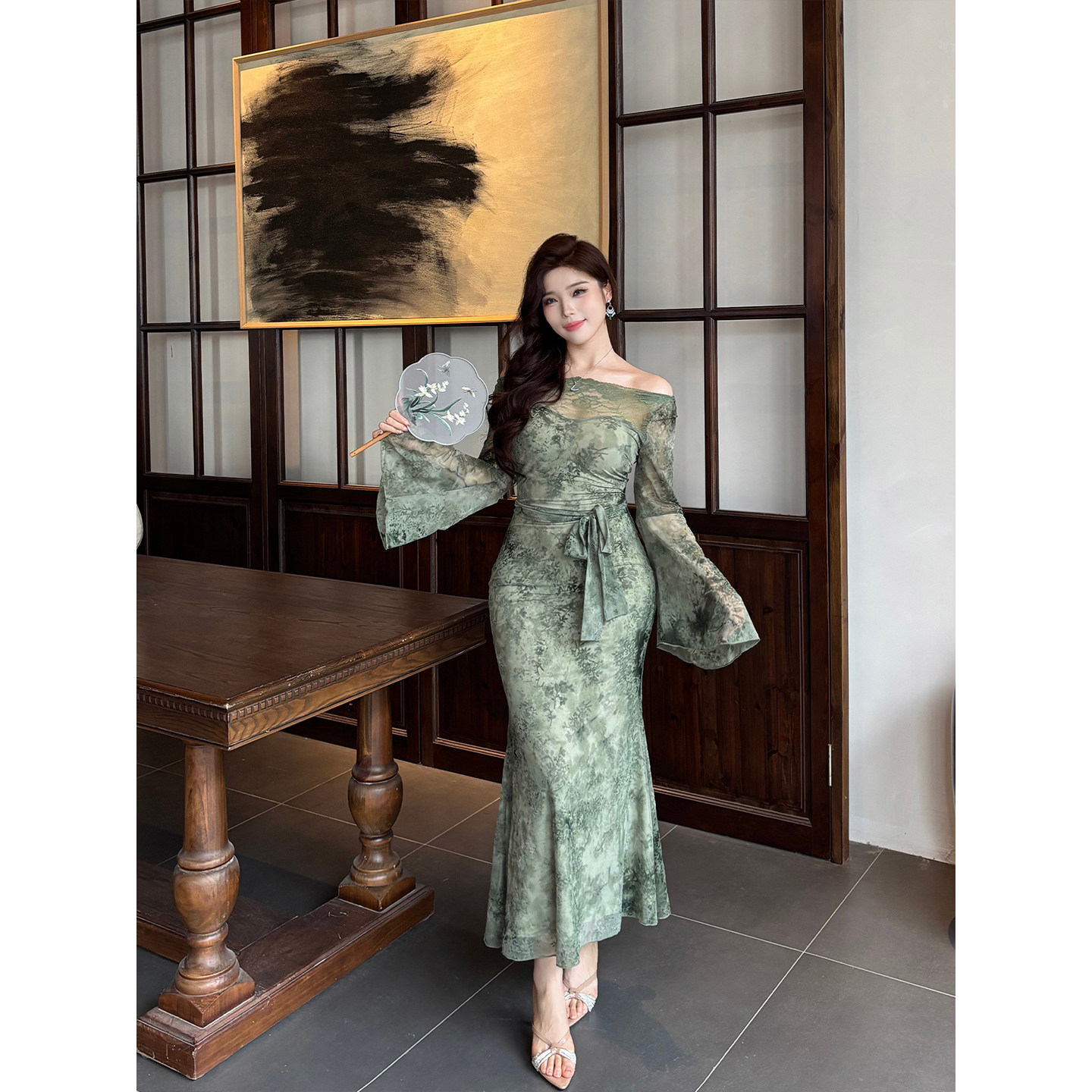 Babes【浮生若梦】大码微胖收腰包臀显瘦蕾丝网纱设计款连衣裙女