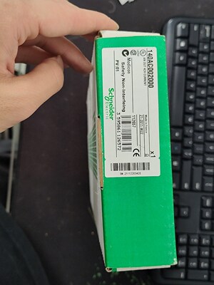 议价施耐德140AC002000议价