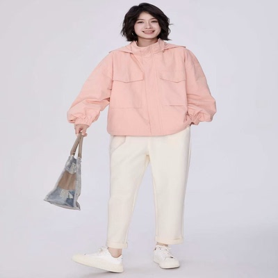 翠色嘉人2026春季新款文艺休闲工装款拉链连帽外套女风衣85020