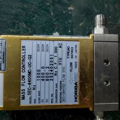 HORIBA STEC流量计，型号SEC-4400MC-UC