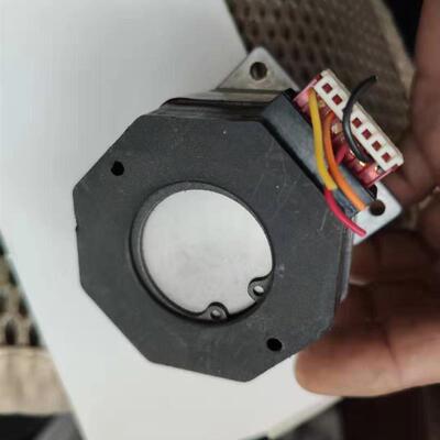 POWERMAX 电机 P21NRXC-LSS-NS-06 实物图