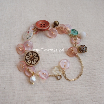 原创设计手工扣子珍珠甜美手链