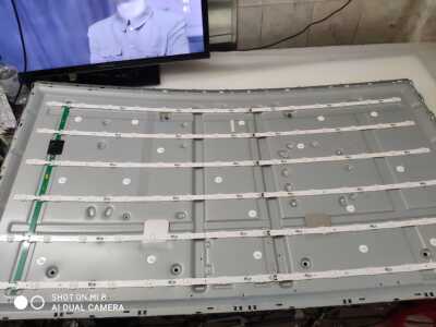 三星UA55MUC30SJXXZ拆机灯条LM41-00135A LM41-00136A一套价测好