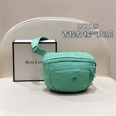 轻便9533时尚休闲泡芙包女单肩斜挎包多隔层防泼水小包绿色百搭