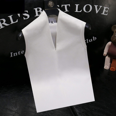 2026年新款夏季痞帅背心男款白色时尚休闲汗衫百搭V领无袖T恤男