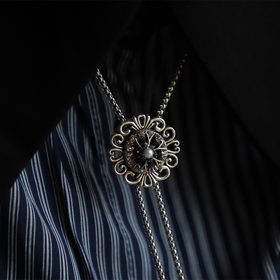 复古蕾丝款合金仿珍珠锆石领带