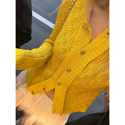 skibyTannin黄色镂空圆领开衫