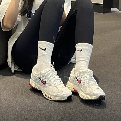 耐克/Nike Air Pegasus 2K5 新款复古运动休闲跑步鞋 HQ5718-101