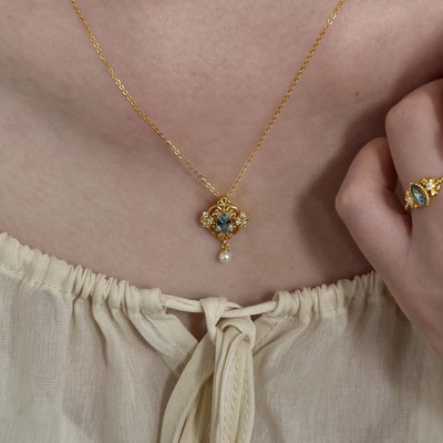 蓝夜星眸温柔优雅鸢尾花项链