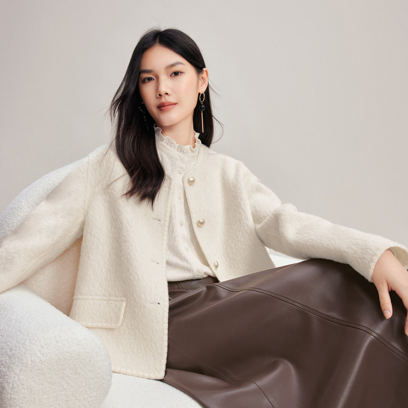 伊芙丽精致千金风苏力羊毛小香风短外套2024秋款气质呢外套女