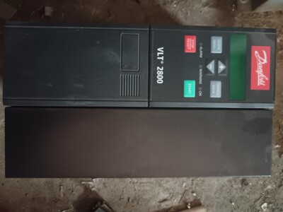 丹佛斯变频器5.5kwVLT2855PT4B  5.5KW