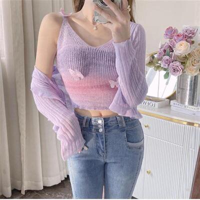 女夏季渐变显瘦穿搭设计感蝴蝶辣妹梦幻甜美彩虹条纹针织吊带背心