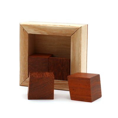 Constantin4SteineDose益智