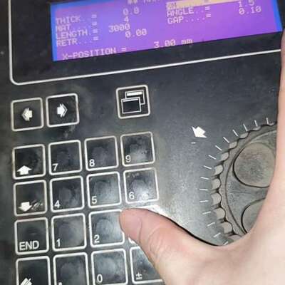 适用价！！剪板机Delem DAC350系统一台： 通频议价