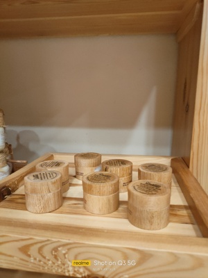 现货埃及润唇膏魔法精油唇膜滋润保湿去唇纹修复